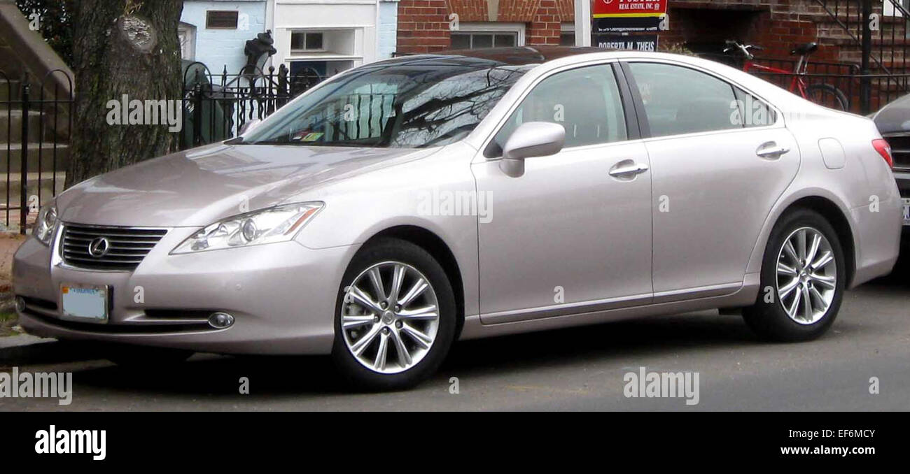 The Lexus ES 350 is a luxury sedan offering a smooth ride, spacious ...