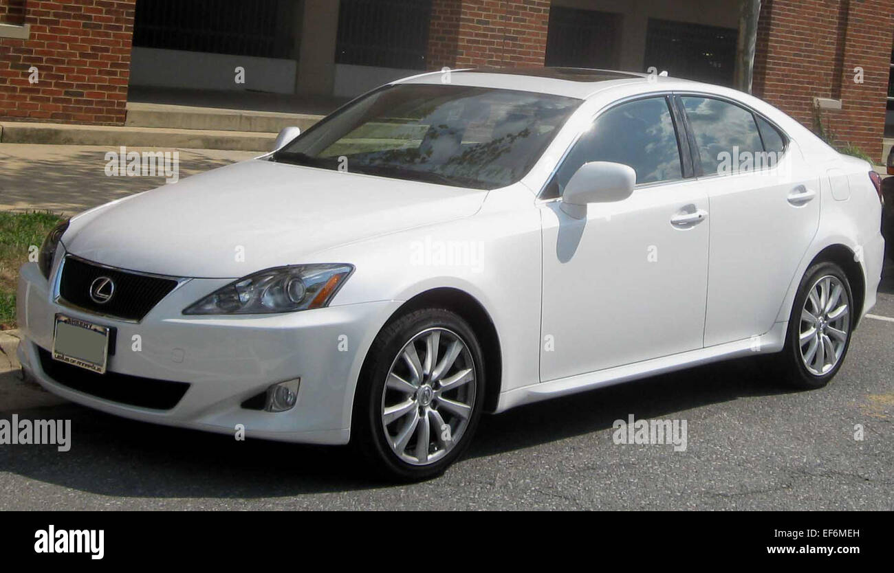The Lexus IS250 is a luxury compact sedan offering a 2.5L V6 engine for ...