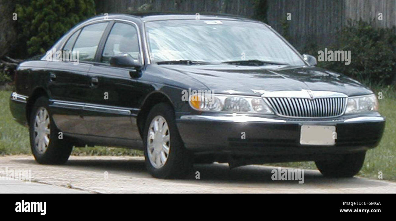 The Lincoln Continental is a full-size luxury sedan that blends comfort ...