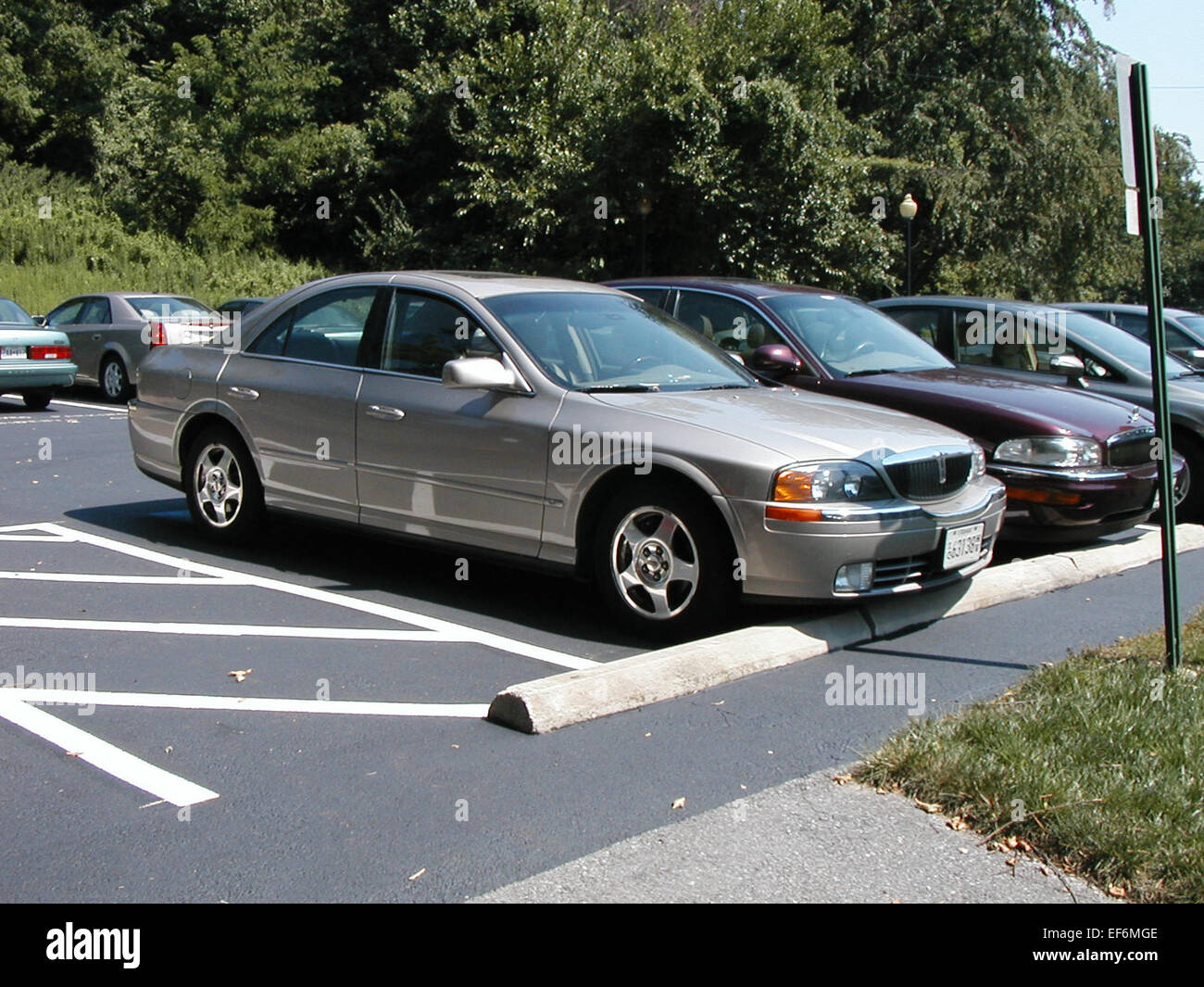 Lincoln ls hi-res stock photography and images - Alamy