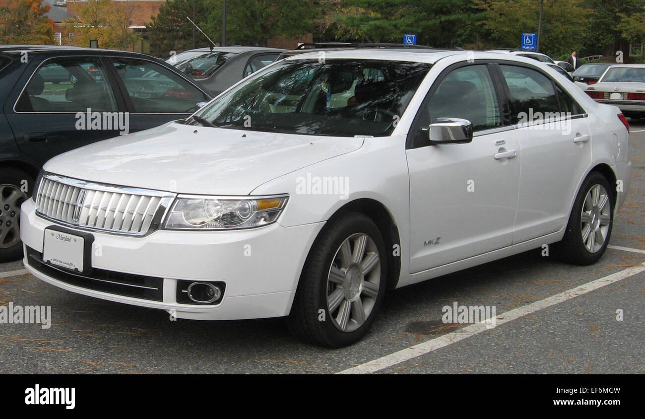 Lincoln mkz hi-res stock photography and images - Alamy