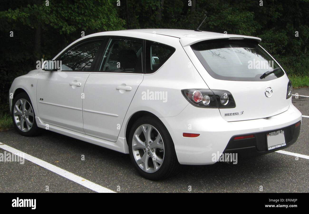 The 2009 Mazda3 hatchback is a compact car known for its sporty ...