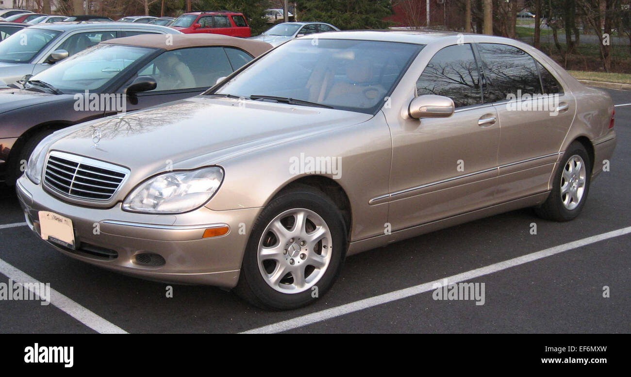 The 2000-2006 Mercedes-Benz S430 W220 is a luxury sedan offering ...