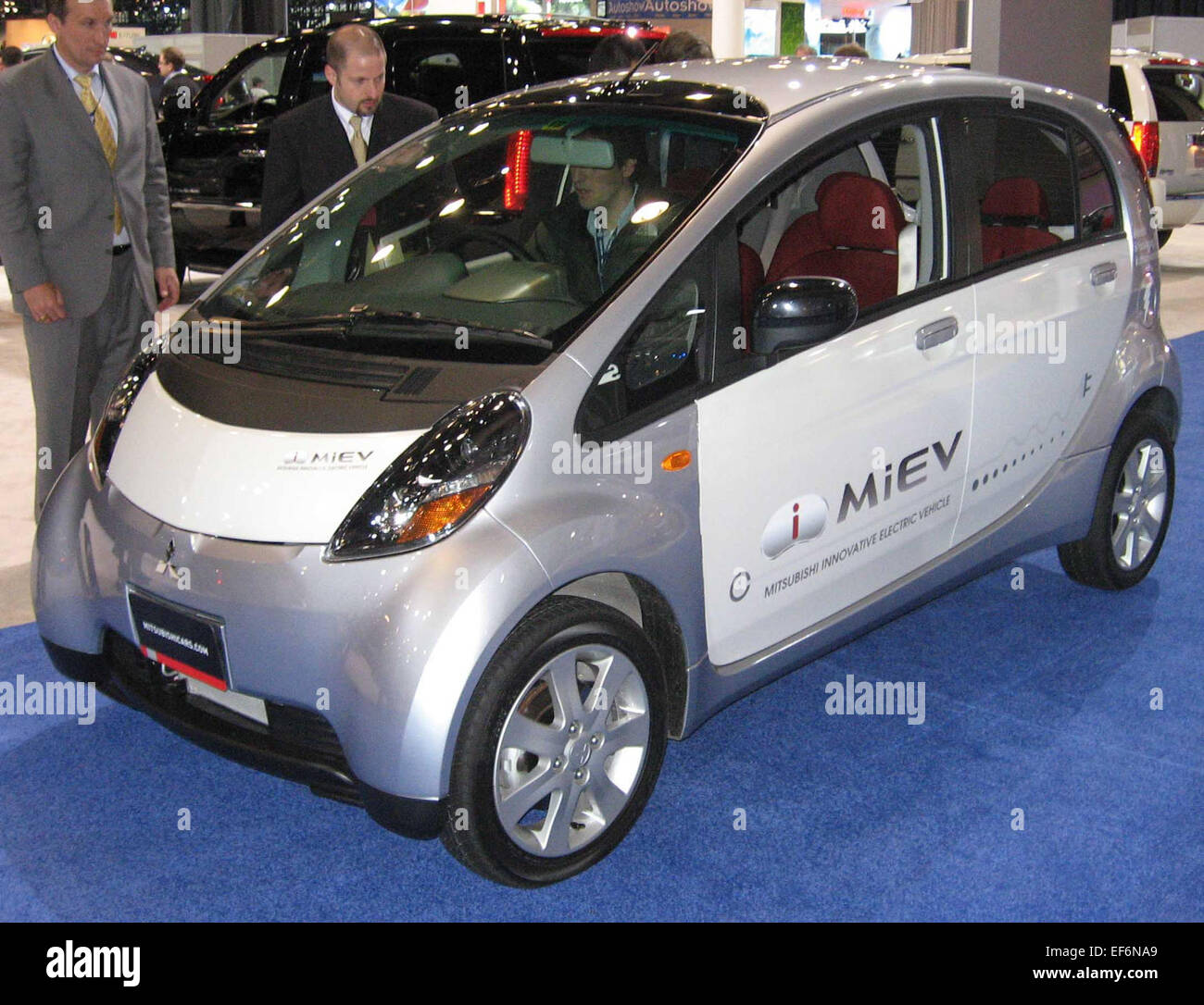 Short range electric vehicle hi-res stock photography and images - Alamy