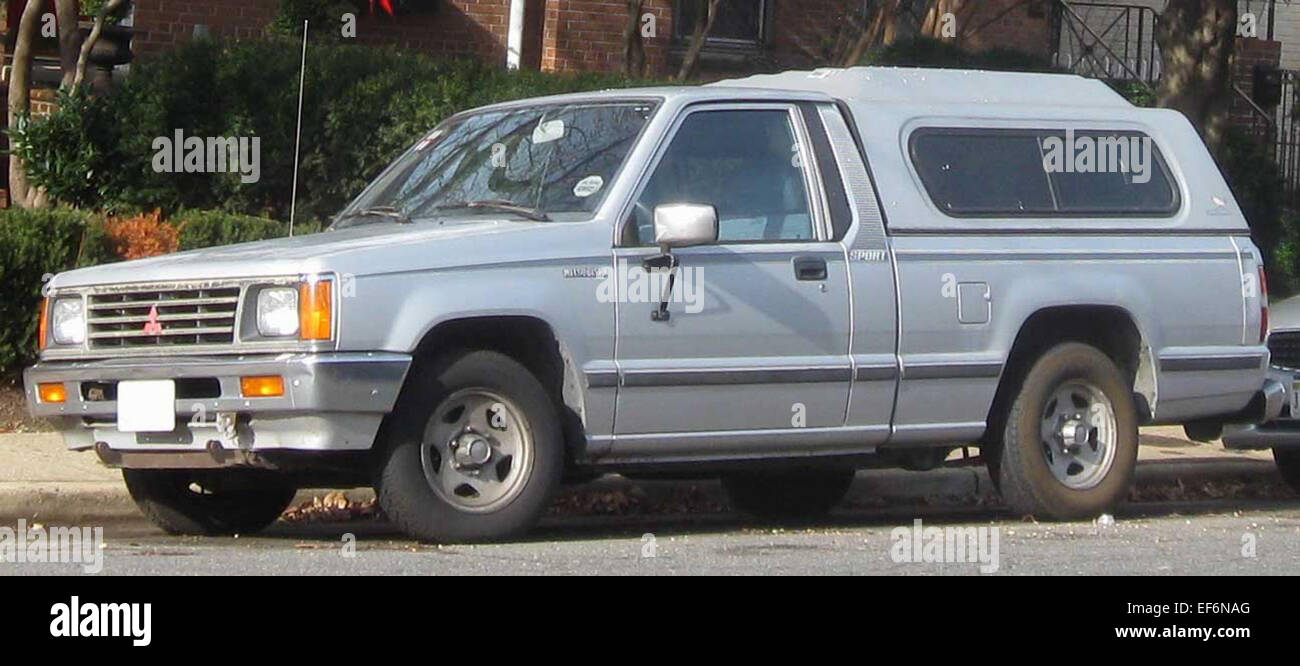 Mitsubishi mighty max hi-res stock photography and images - Alamy