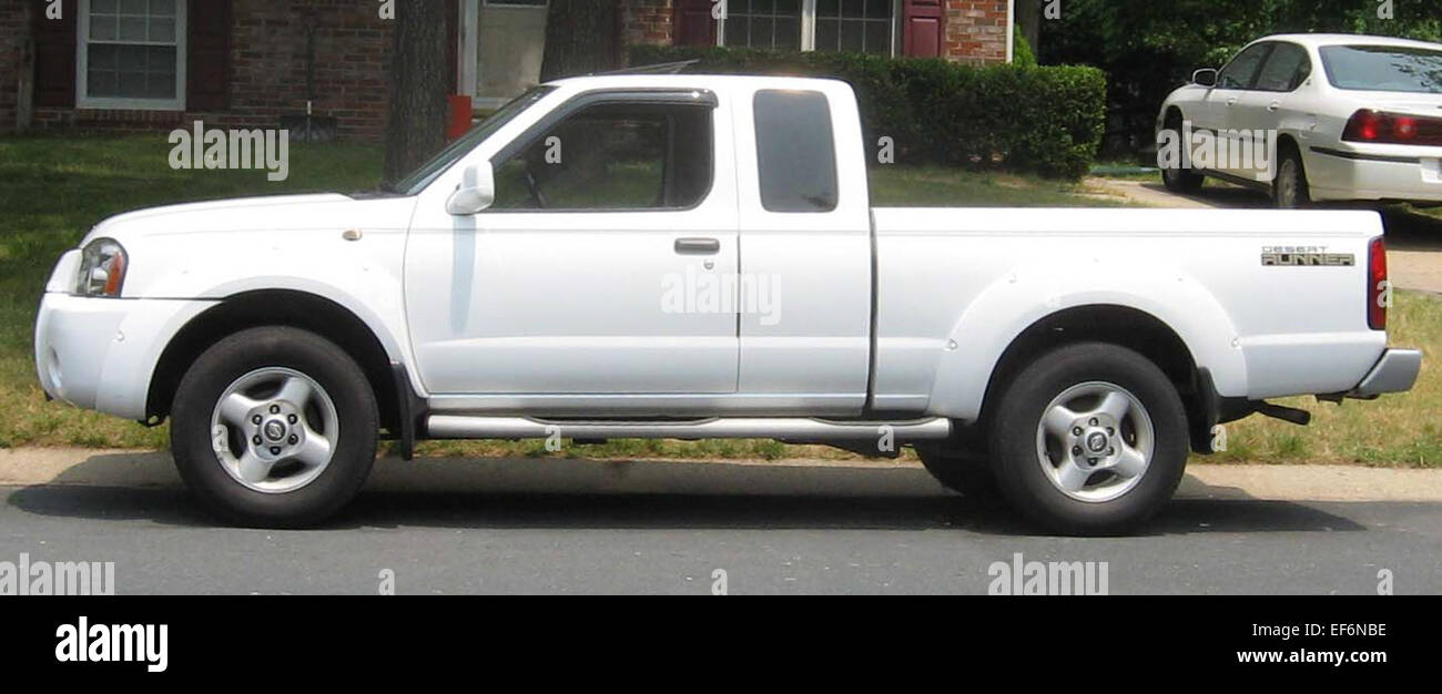 Nissan Frontier Desert Runner Stock Photo - Alamy