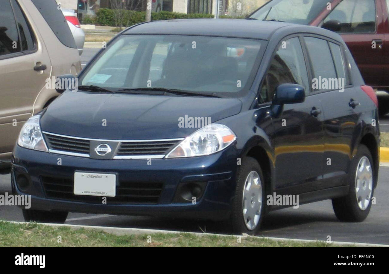 The Nissan Versa Hatchback with a 1.6L engine offers an affordable and ...