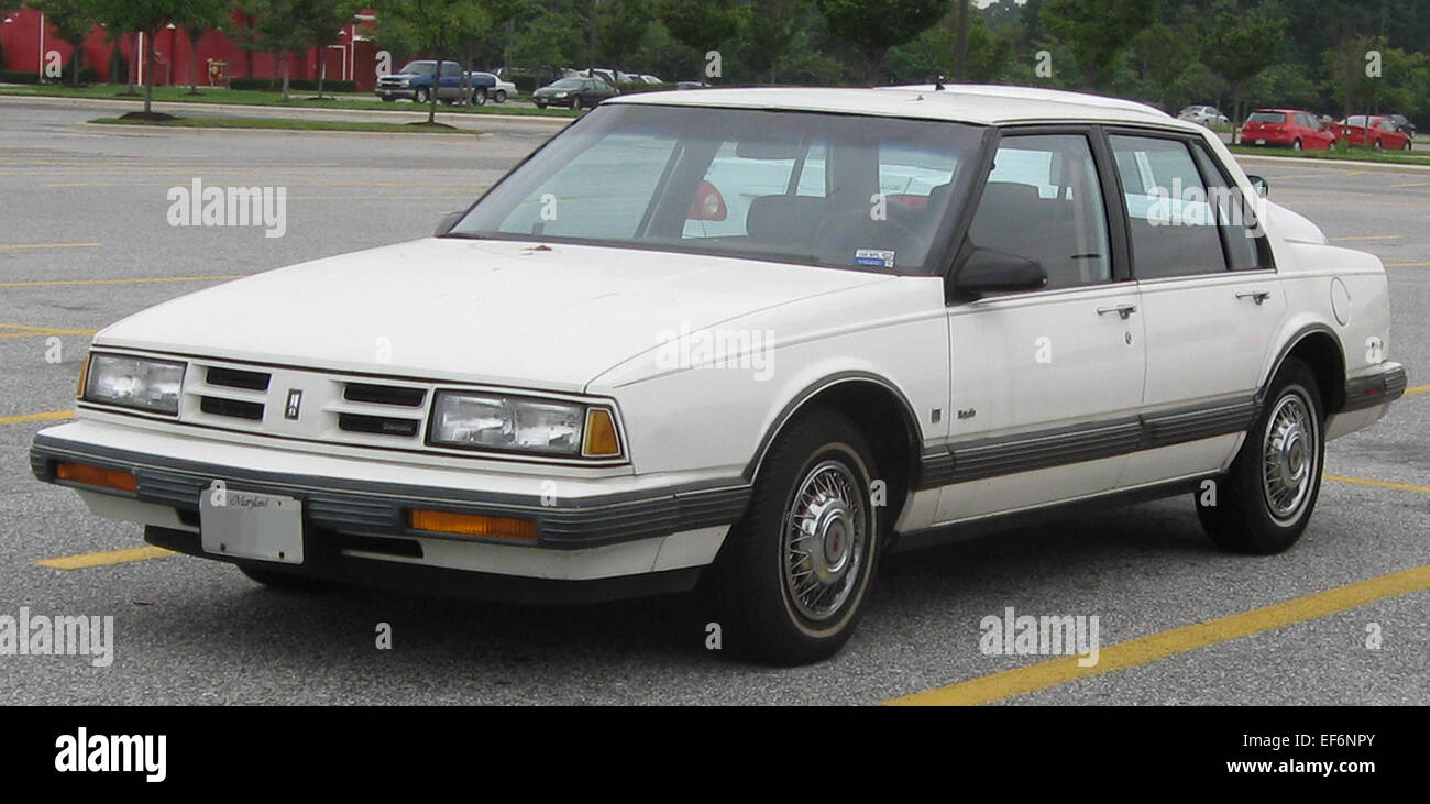 Oldsmobile Eighty Eight 08 28 2009 Stock Photo - Alamy