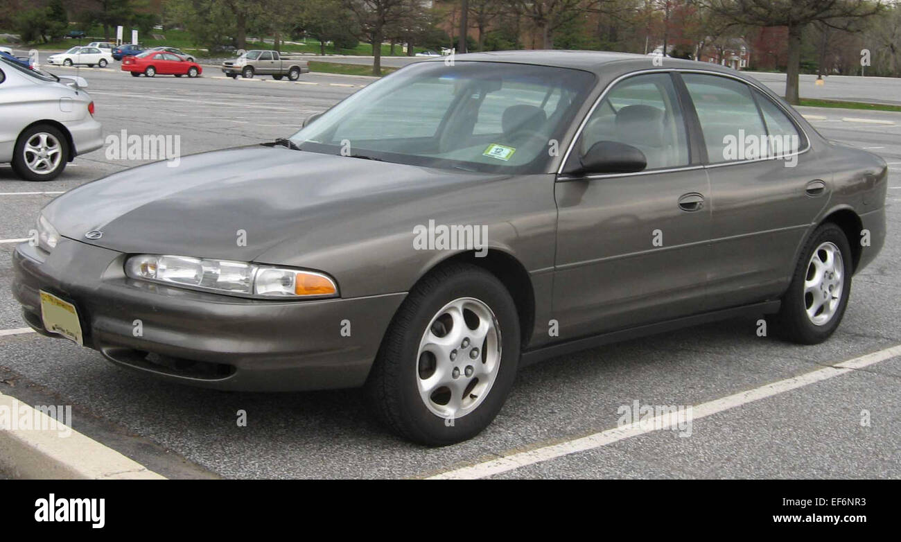 Oldsmobile intrigue hi-res stock photography and images - Alamy
