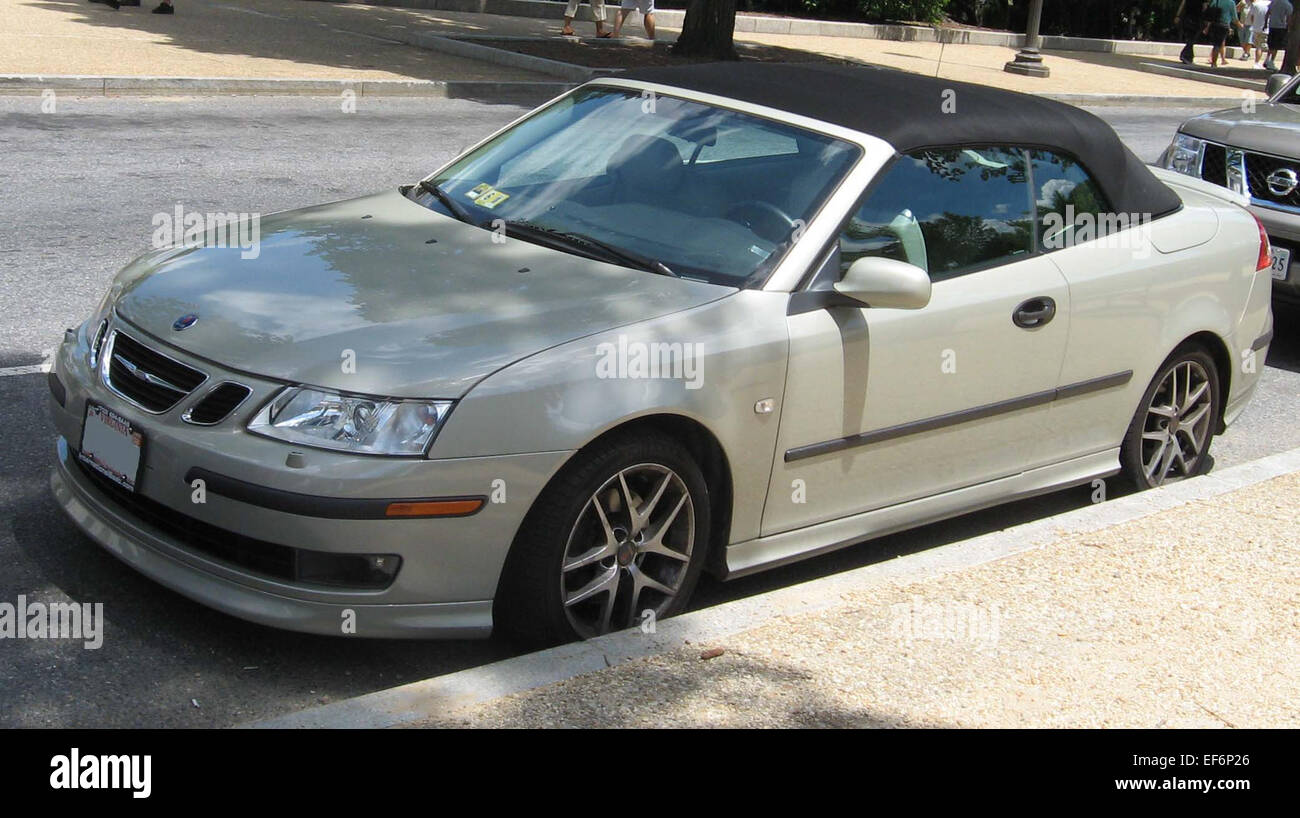 The Saab 9-3 Aero convertible is a luxury compact car with a focus on ...
