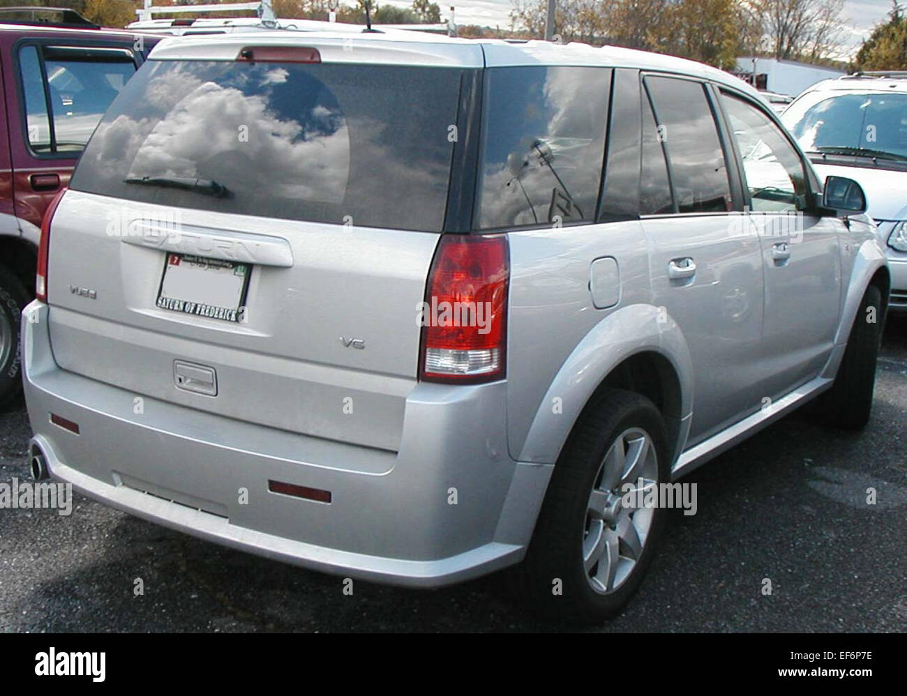 The Saturn Vue RedLine is a compact crossover SUV with sporty ...