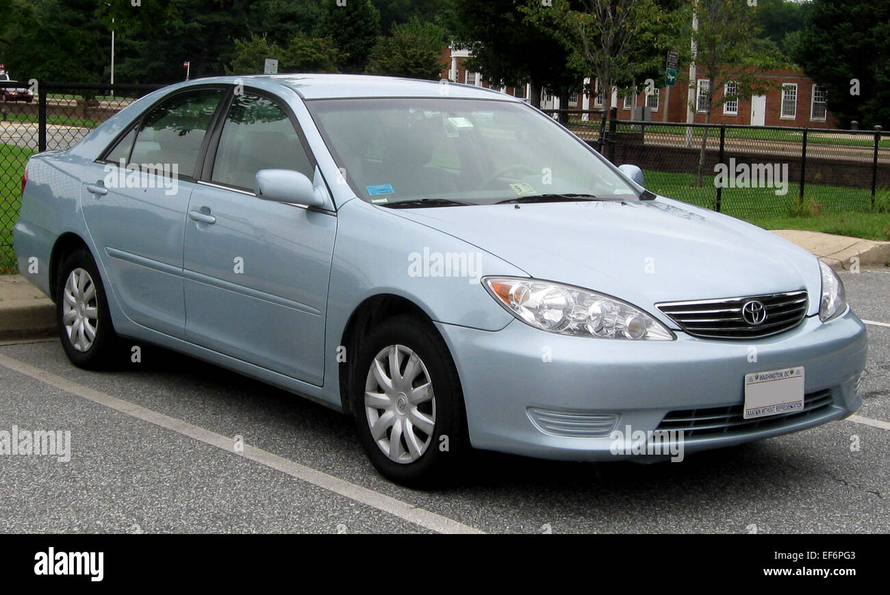 The 2009 Toyota Camry LE is a mid-size sedan known for its reliability ...