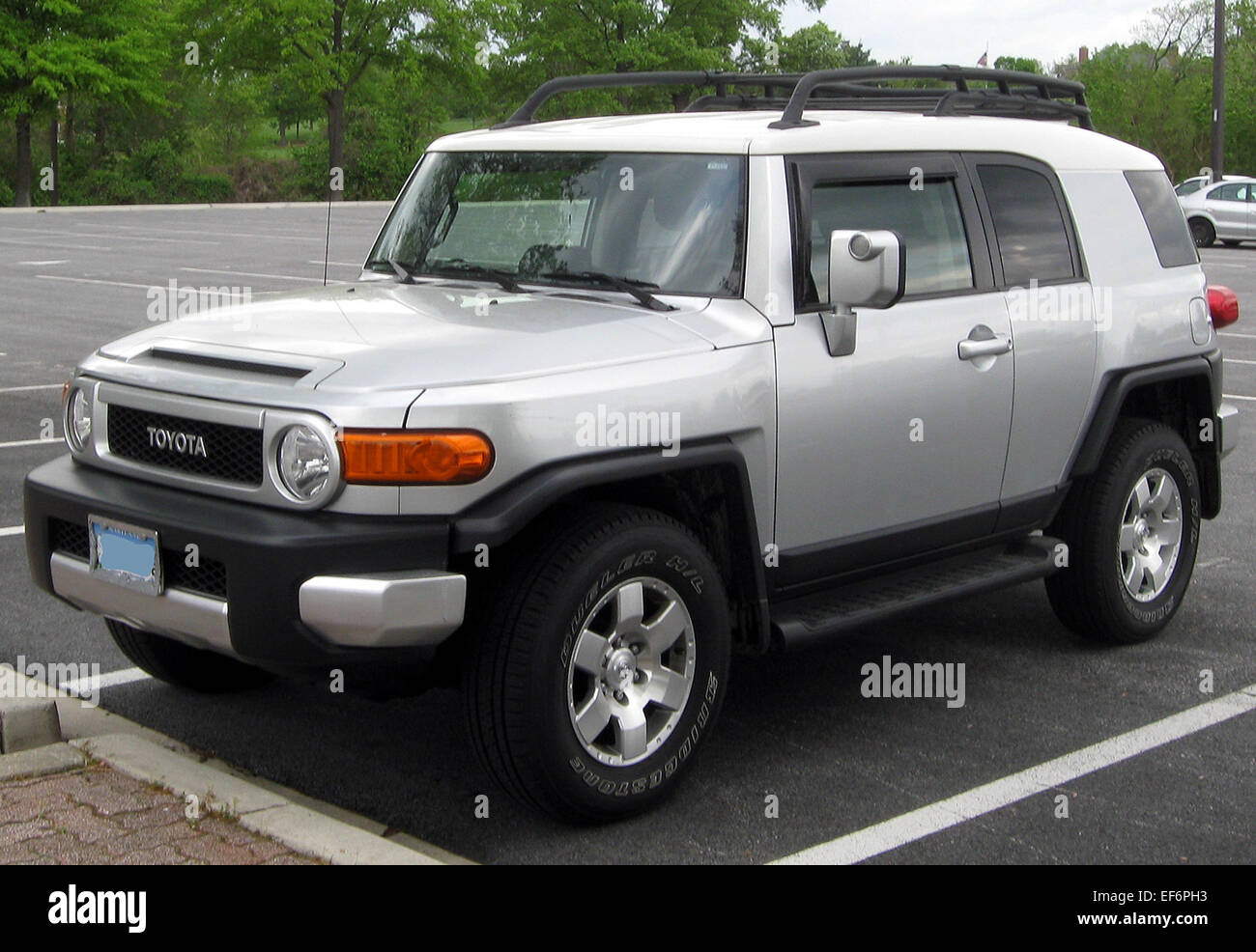 The Toyota FJ Cruiser, produced from 2006 to 2014, is a retro-styled ...