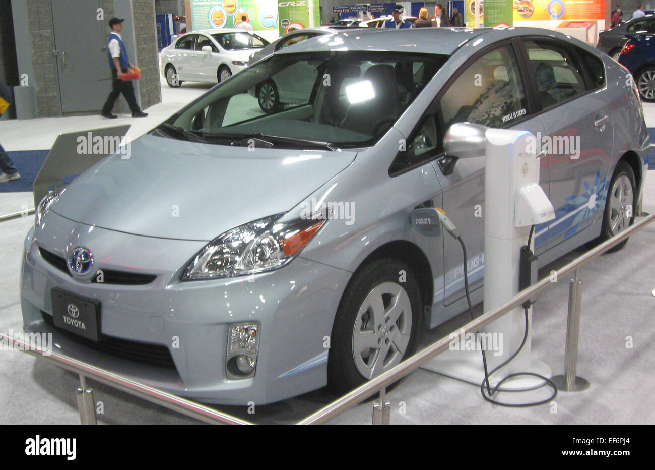 The 2010 Toyota Prius Plug-in is a hybrid vehicle that offers the ...