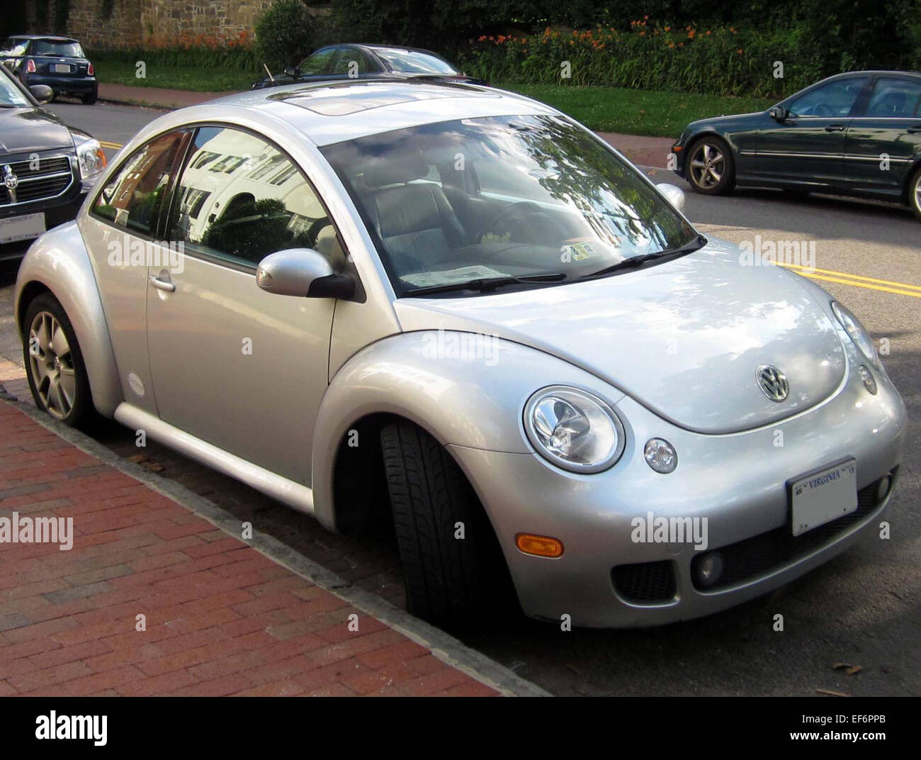 Volkswagen new beetle hi-res stock photography and images - Alamy