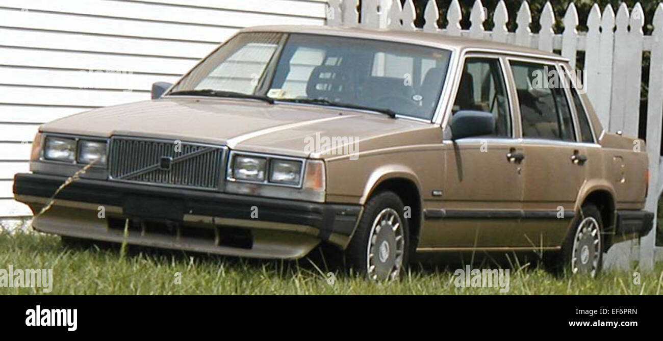 The Volvo 700 series is a range of executive cars known for their ...