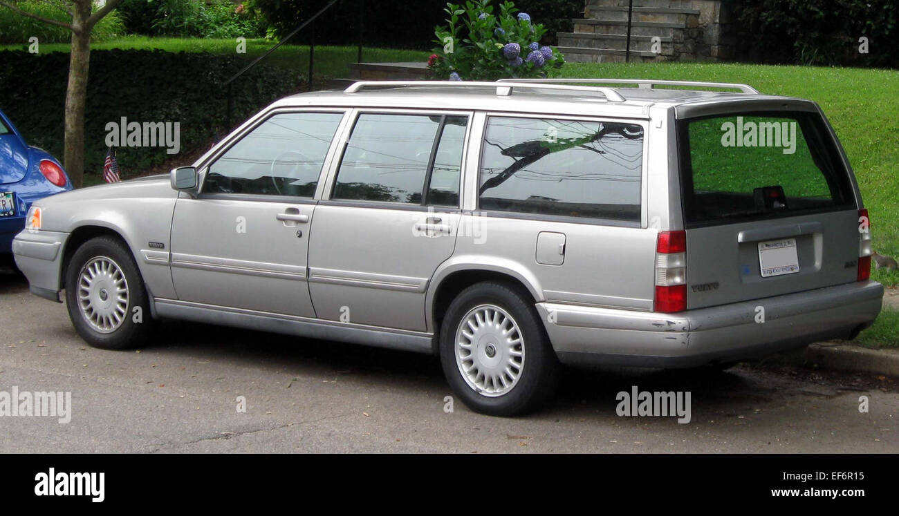 Volvo 960 hi-res stock photography and images - Alamy