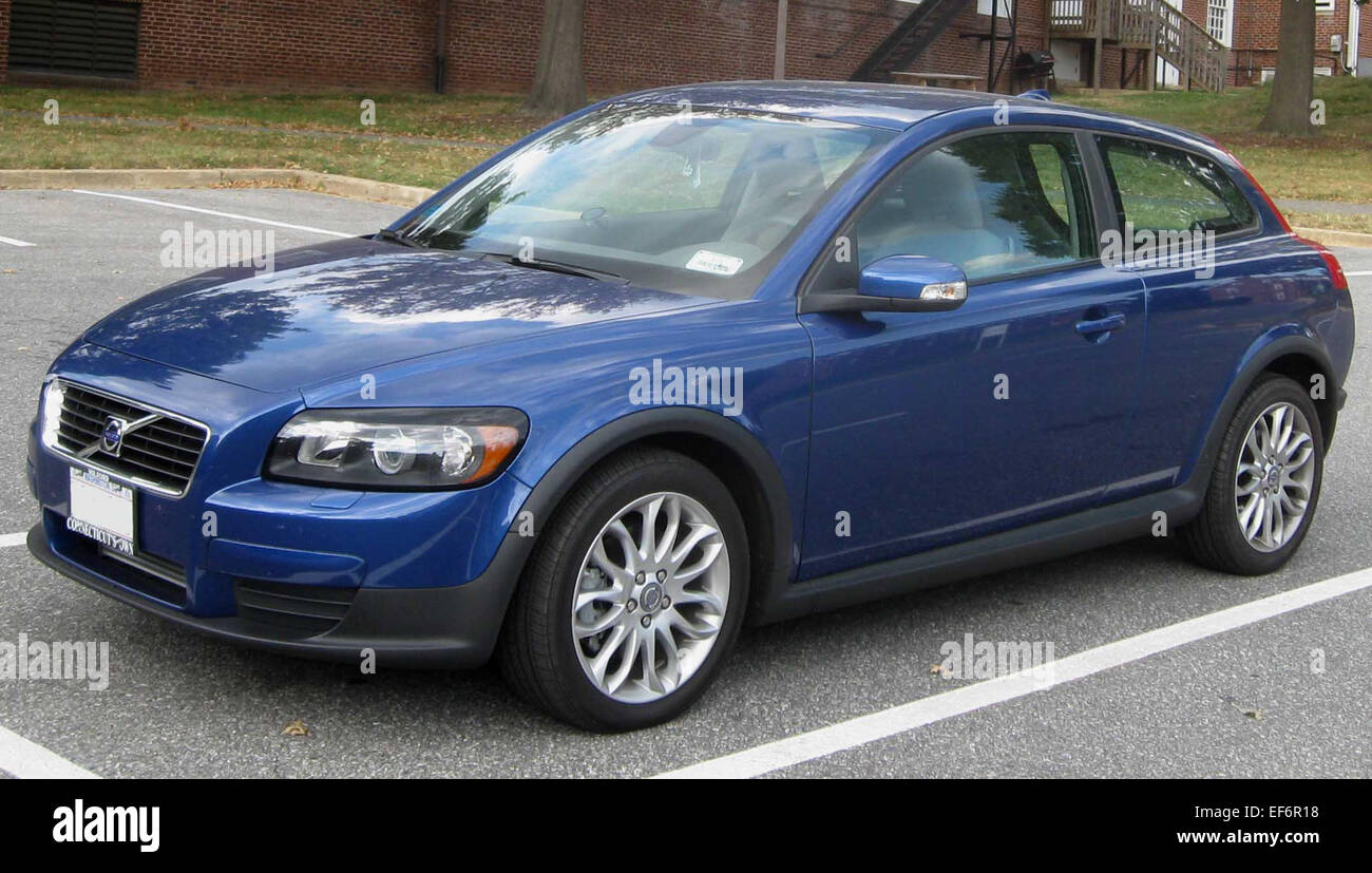 The Volvo C30 T5 2 is a sporty hatchback that combines performance with ...