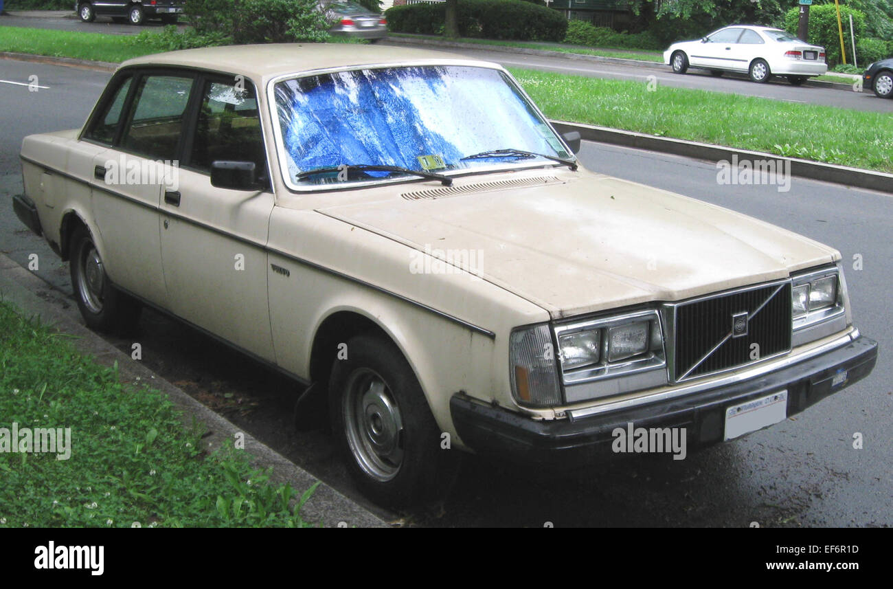 The Volvo DL is a compact sedan produced from 1976 to 1985, known for ...