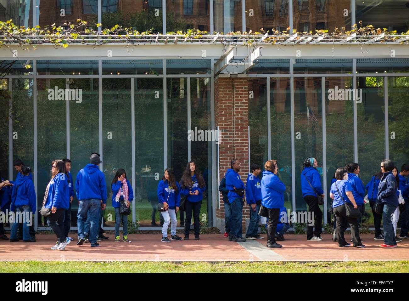 wait line Independence visitor center in Philadelphia PA Stock Photo ...