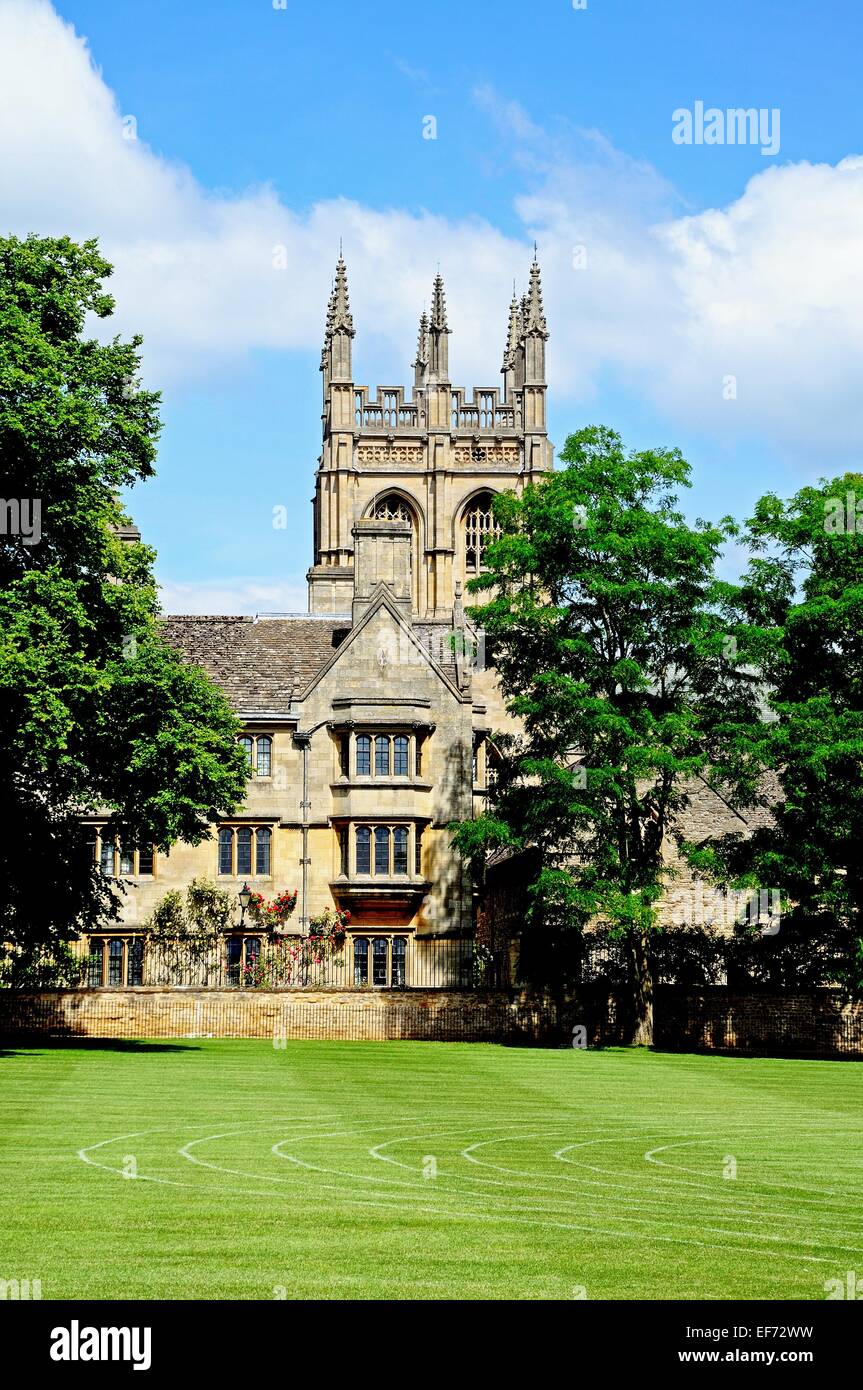 Merton college chapel hi-res stock photography and images - Alamy