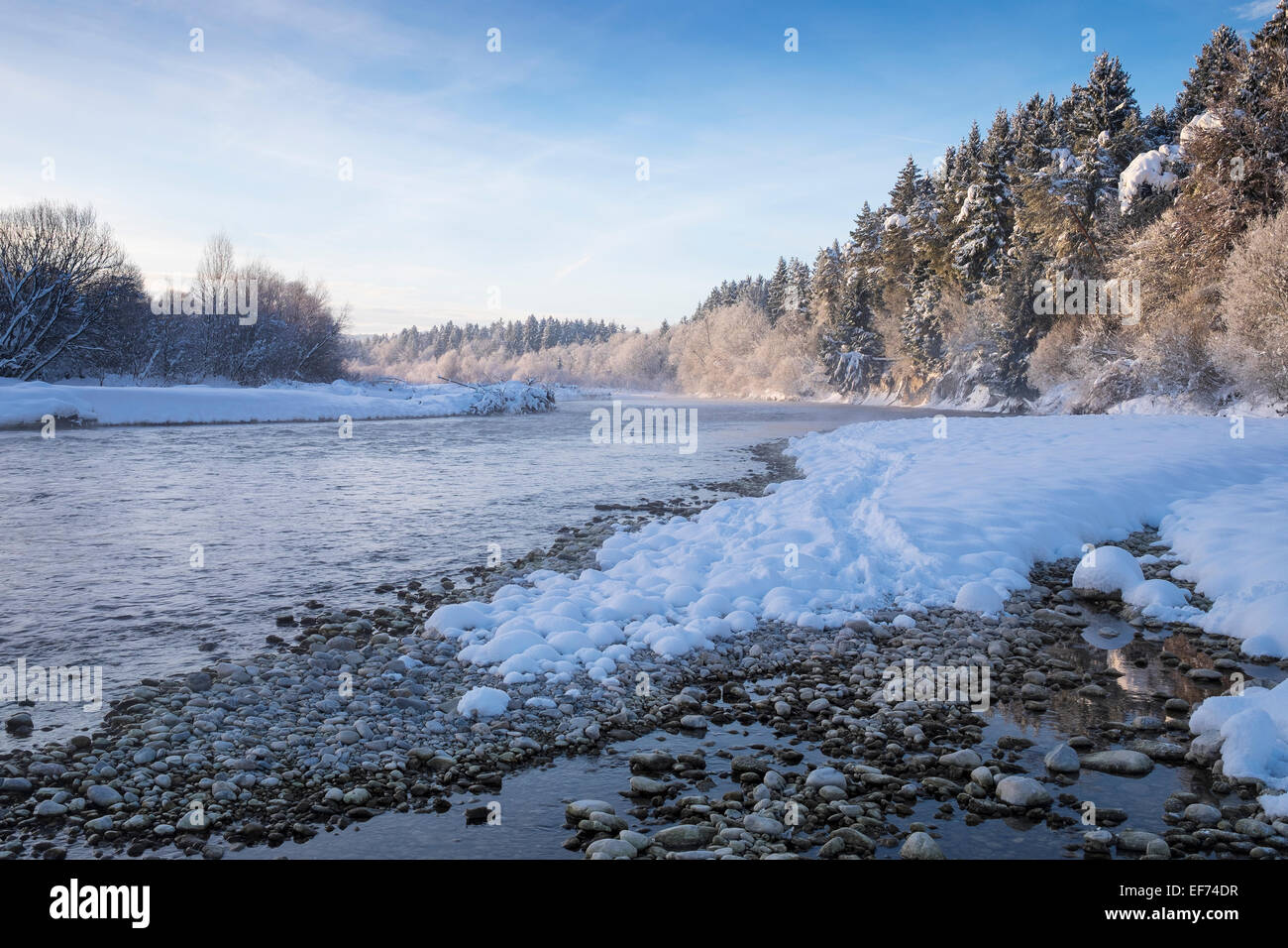 Isar river in the winter, Pupplinger Au, Geretsried, Upper Bavaria ...