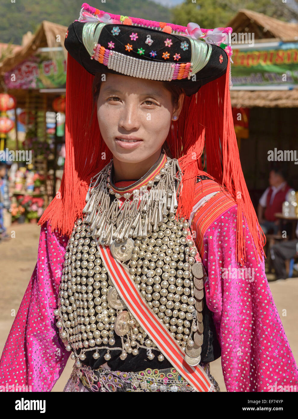 Lisu tribe woman hi-res stock photography and images - Alamy