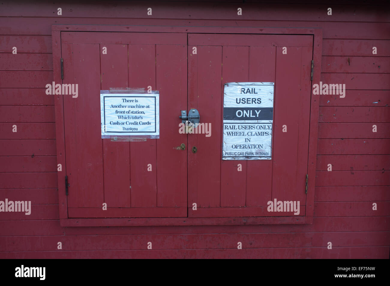 Sign station hi-res stock photography and images - Alamy