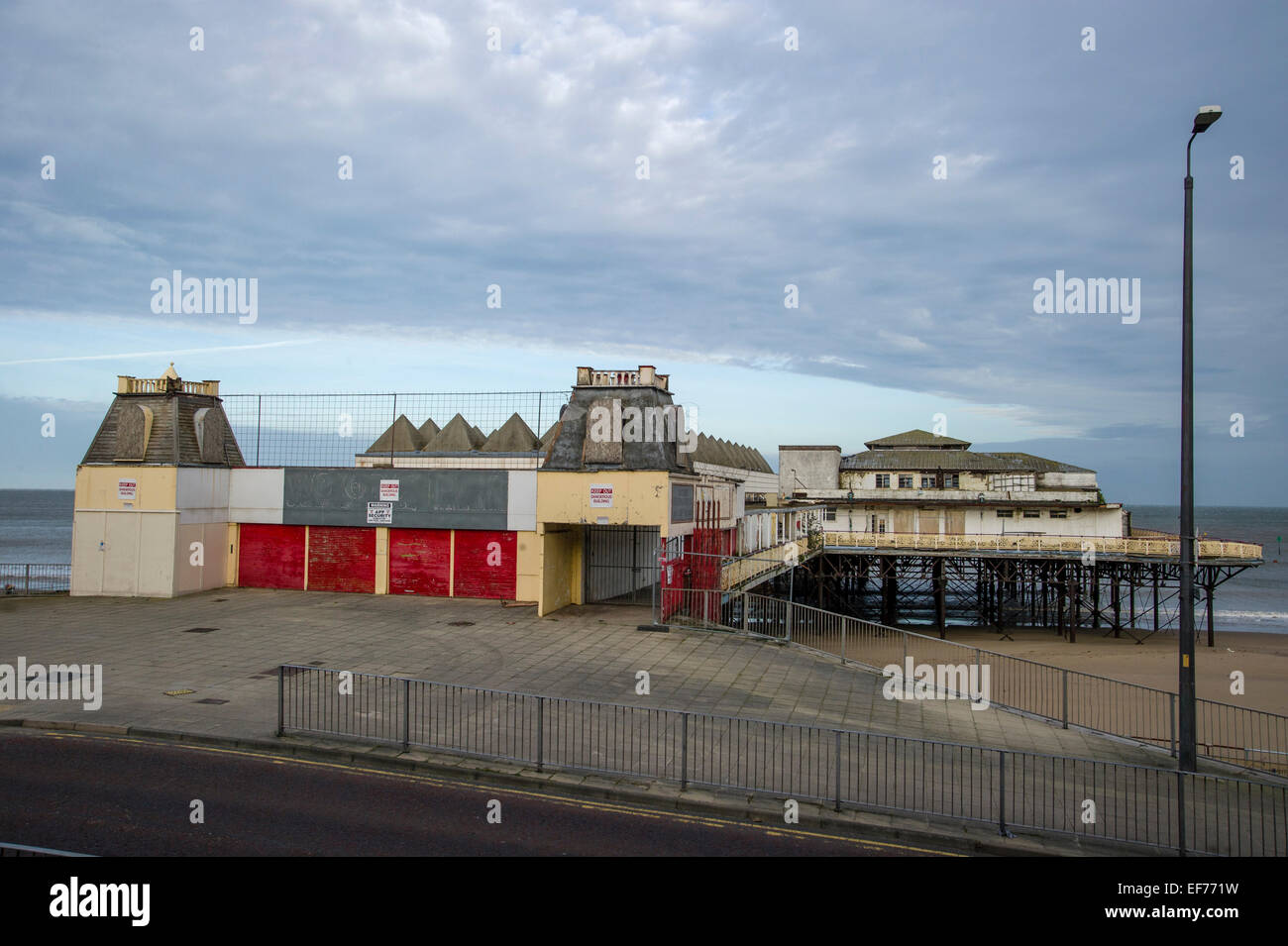 Victoria pier hi-res stock photography and images - Alamy