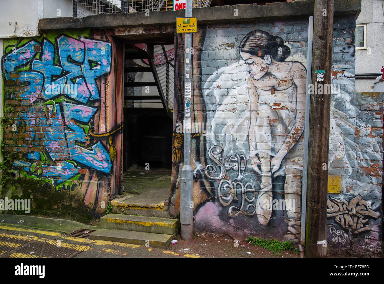 Graffiti wales hi-res stock photography and images - Alamy