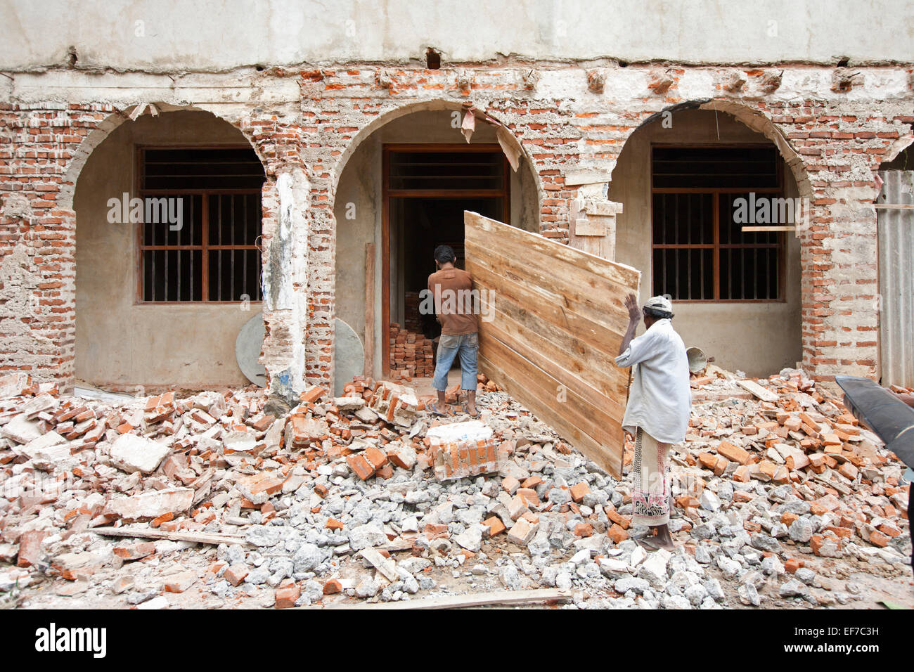 BUILDING WORK IN GALLE FORT Stock Photo - Alamy