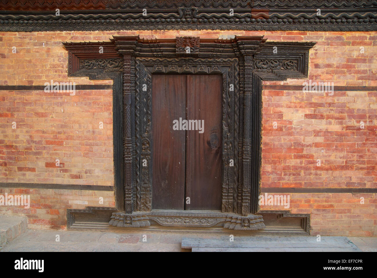 Nepal door nepal gate hi-res stock photography and images - Alamy