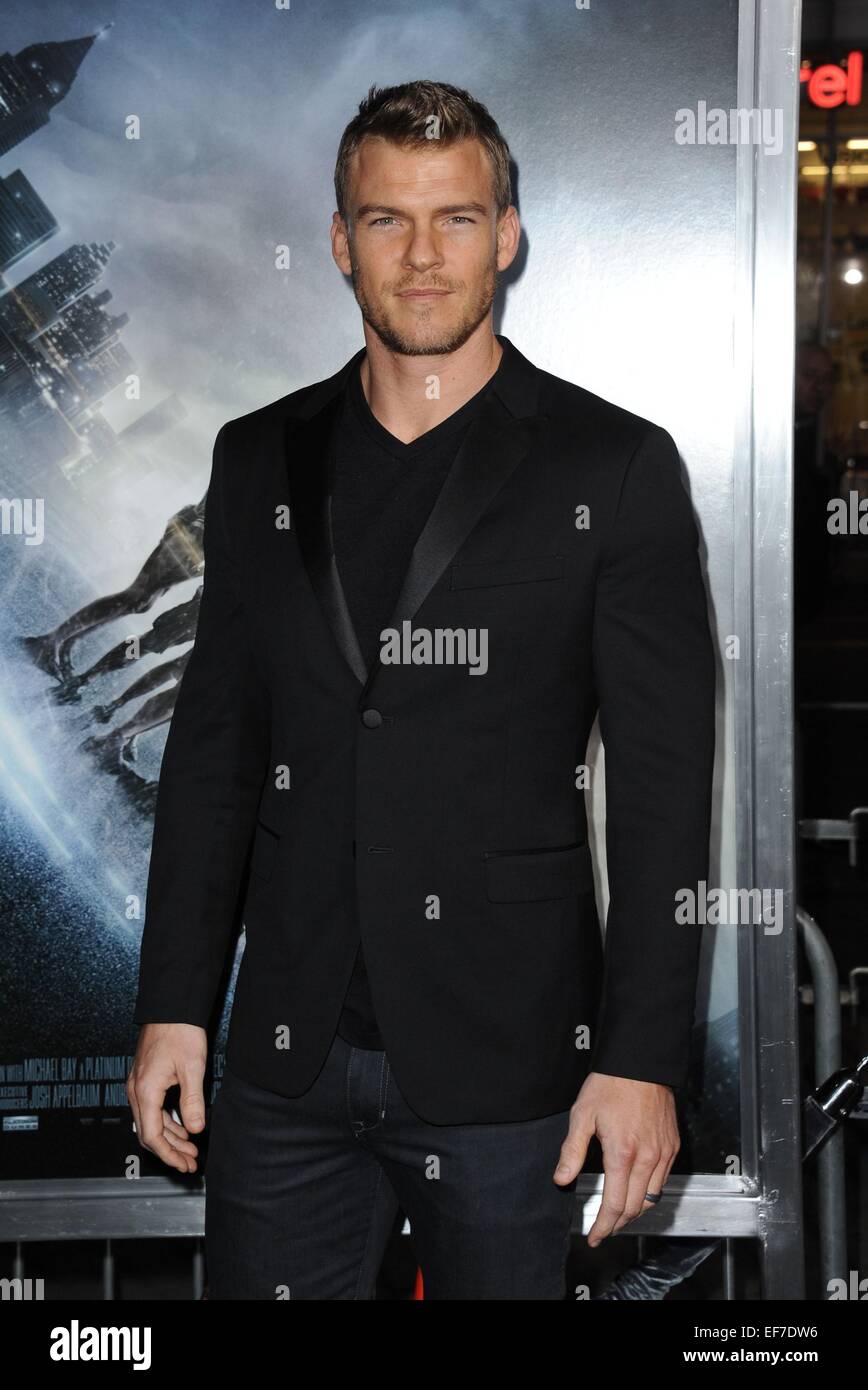 Los Angeles, California, USA. 27th Jan, 2015. Alan Ritchson at arrivals ...