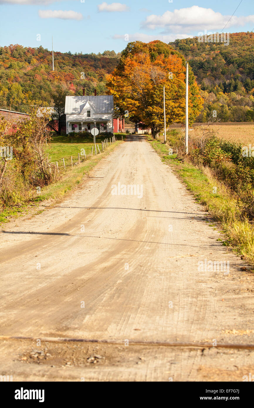 Circular driveway hi-res stock photography and images - Alamy
