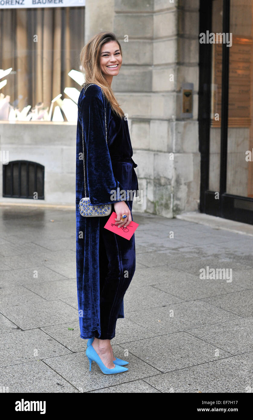 Lorena arriving at the Schiaparelli runway show during Paris Haute ...