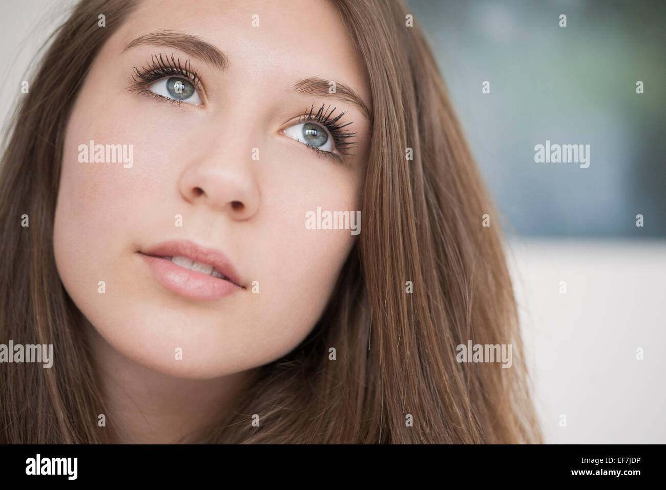 Teenage girl thinking Stock Photo - Alamy