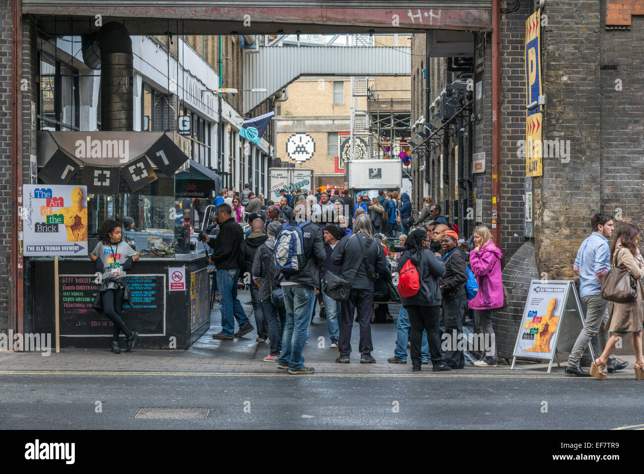 Shops in brick lane hi-res stock photography and images - Alamy