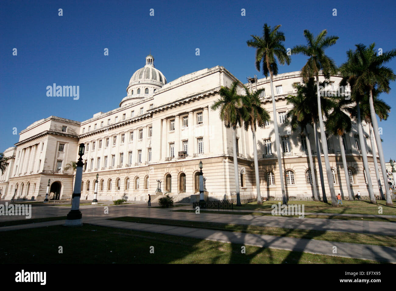 Capitol building in Havana, Cuba Stock Photo - Alamy