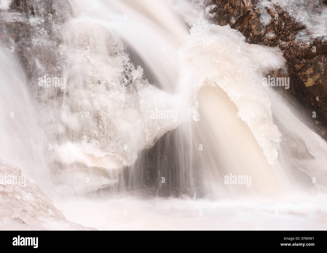 Under the ice hi-res stock photography and images - Alamy