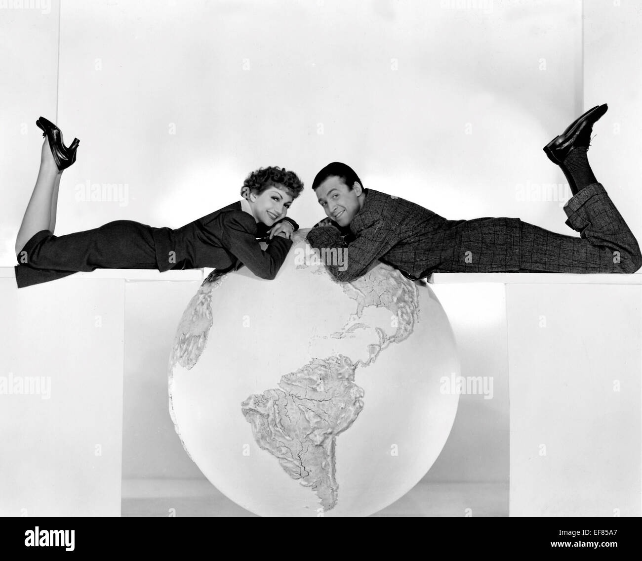 Donna reed james stewart Black and White Stock Photos & Images - Alamy