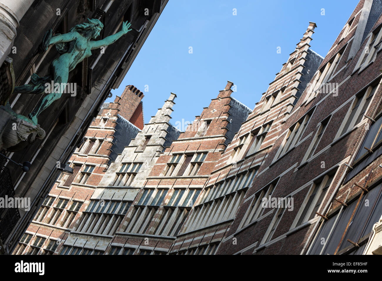 Flemish renaissance sculpture hi-res stock photography and images - Alamy