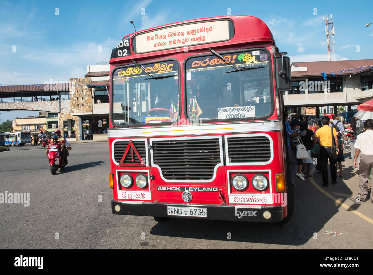 Sri lanka bus hi-res stock photography and images - Alamy