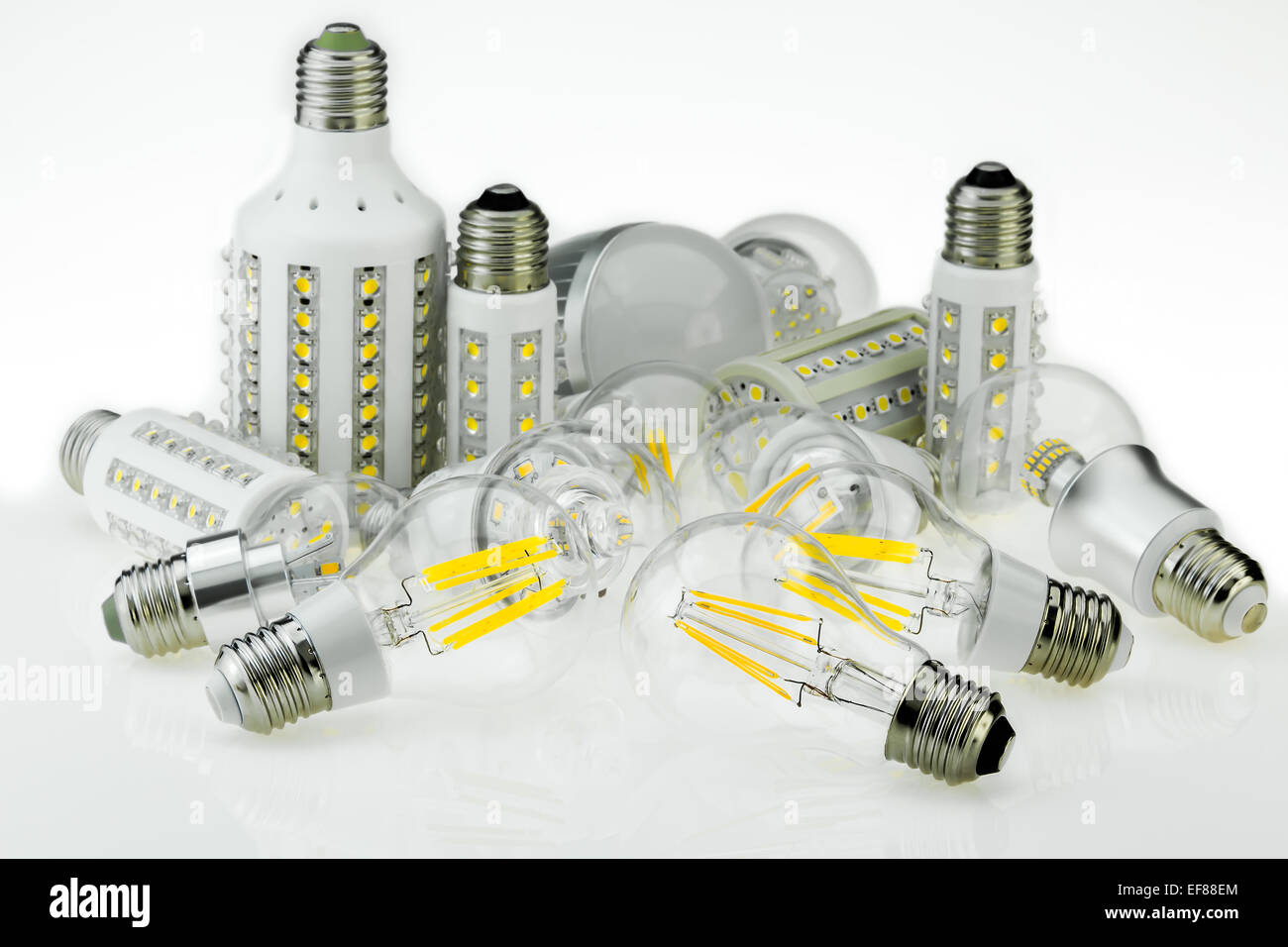 quantity E27 LED bulbs with different sizes and type of chips, also ...