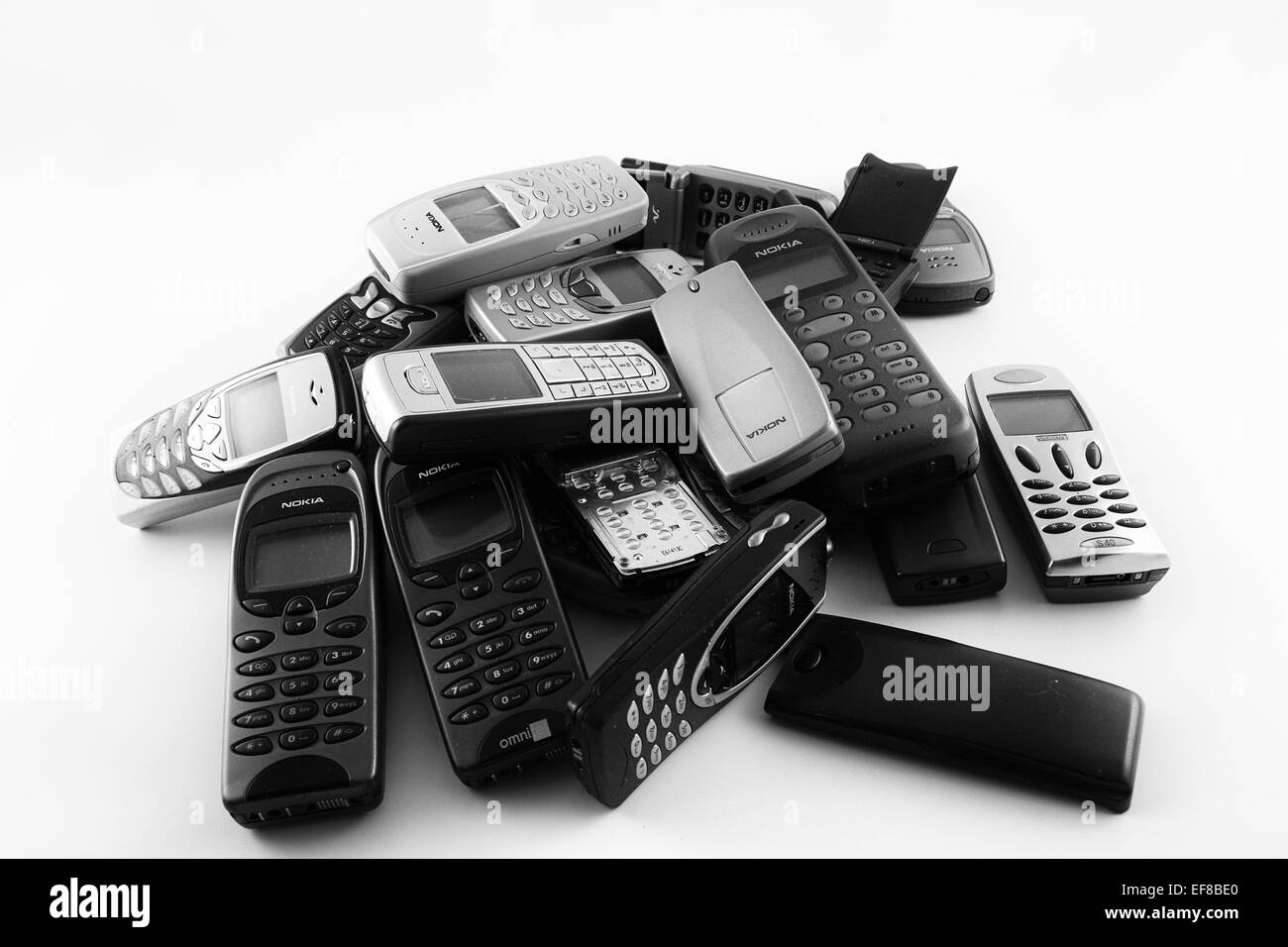 group of old gsm phone Stock Photo - Alamy
