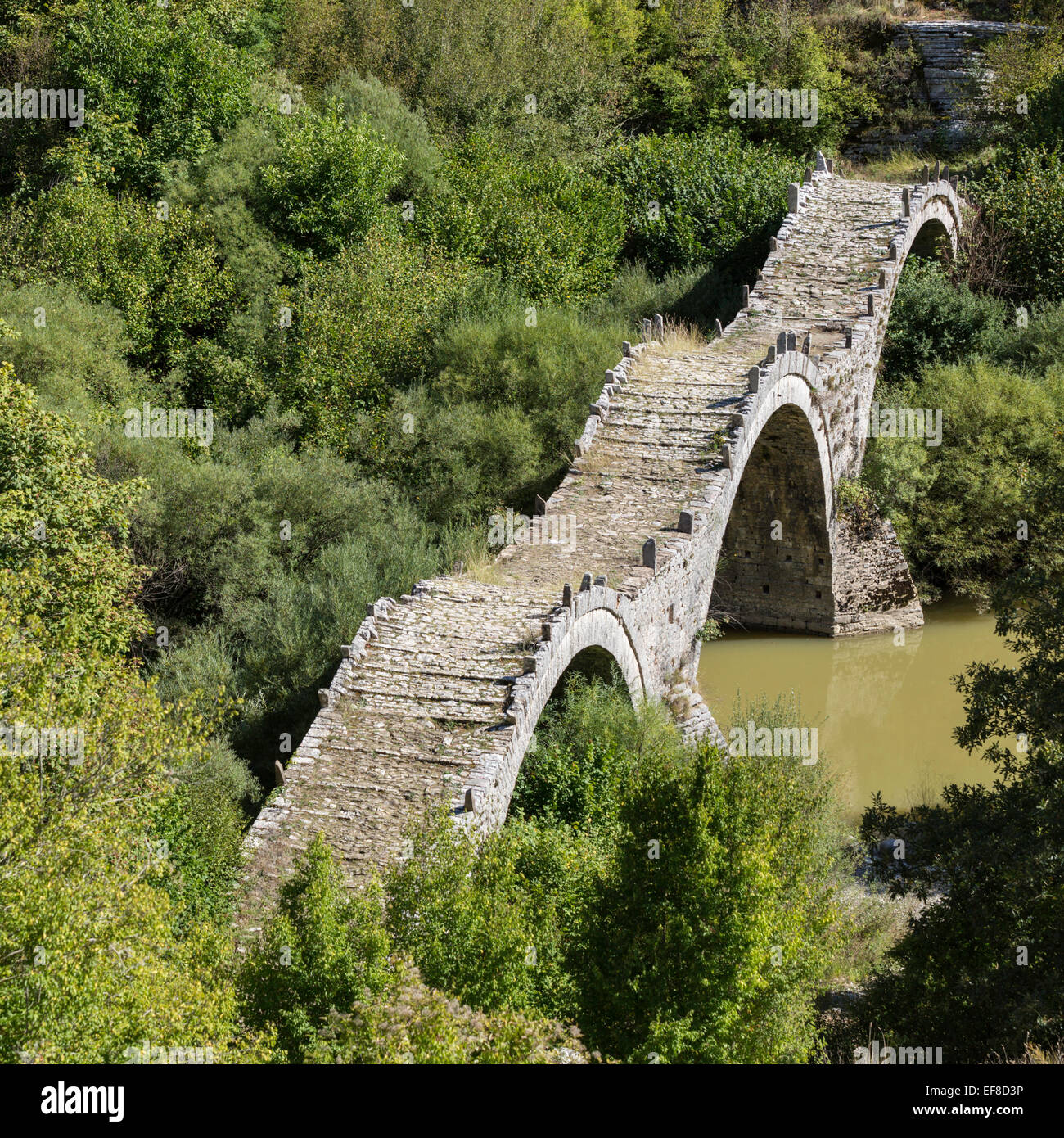 Three arch bridge hi-res stock photography and images - Alamy