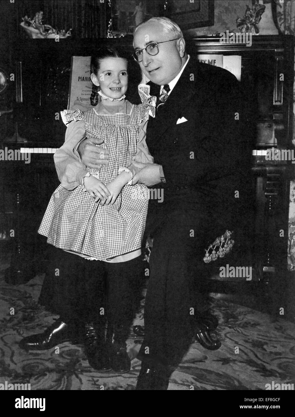 Louis b mayer child hi-res stock photography and images - Alamy