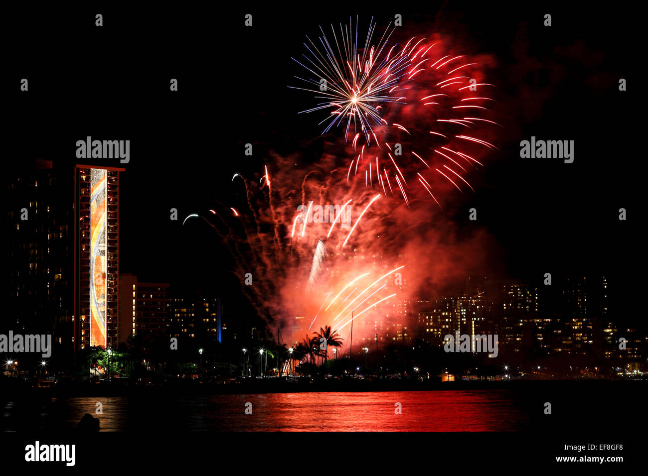 Waikiki fireworks hi-res stock photography and images - Alamy