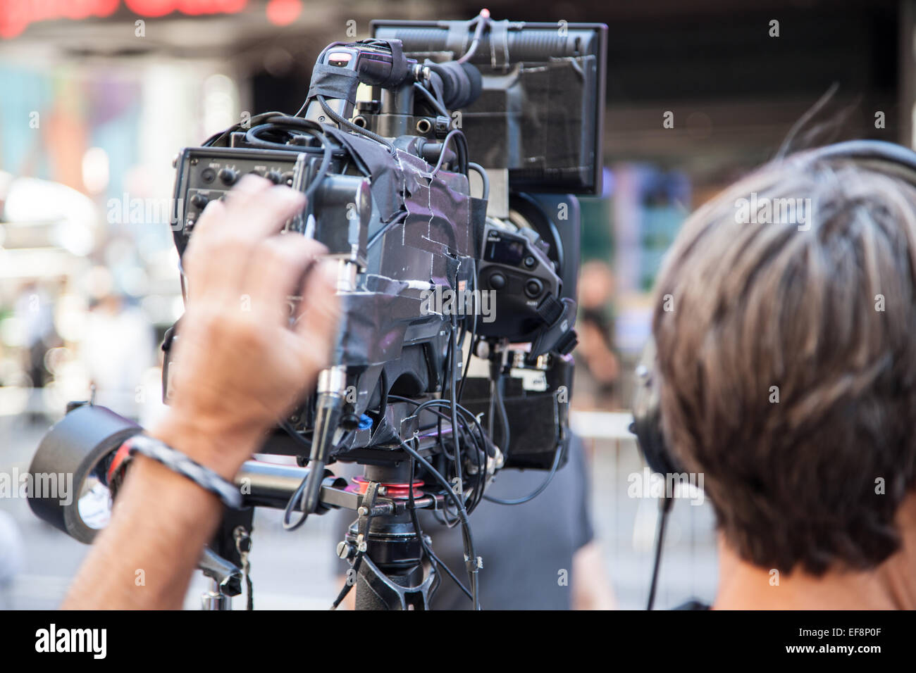 Cameraman of hi-res stock photography and images - Alamy