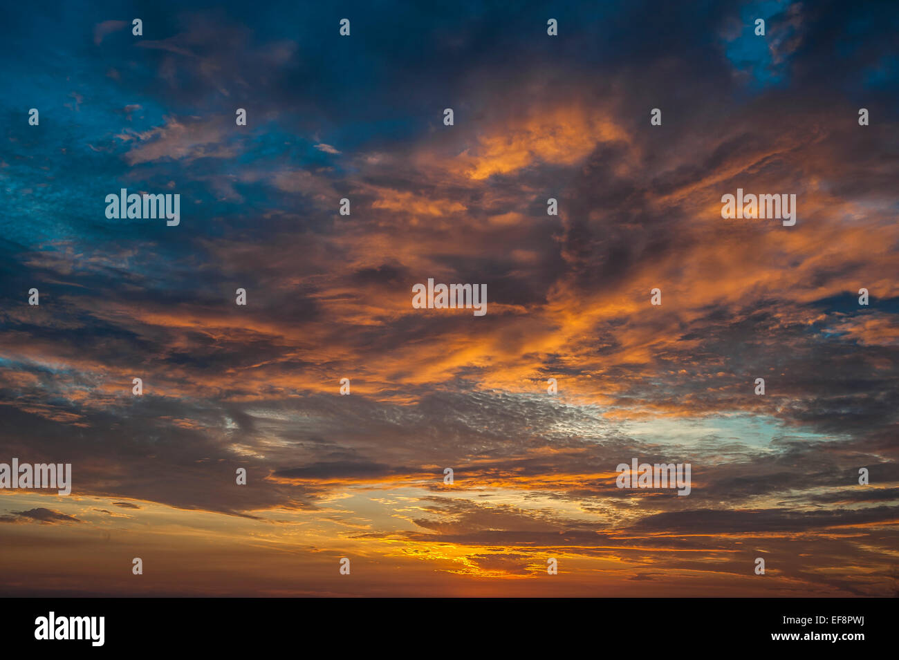 Evening sky beauty hi-res stock photography and images - Alamy