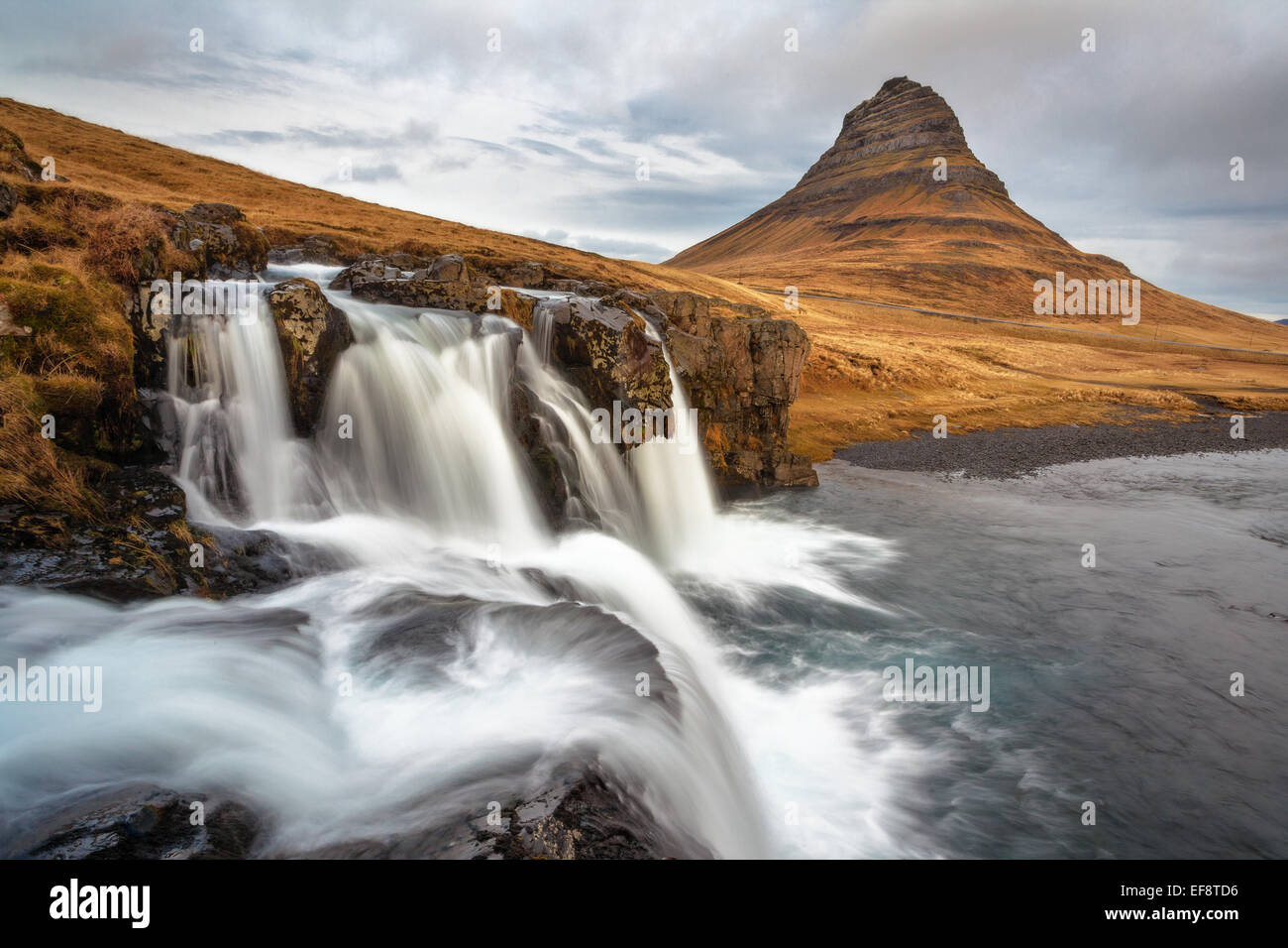 Kirkjufell Waterfall with Kirkjufell Mountain in background, Snaefells ...